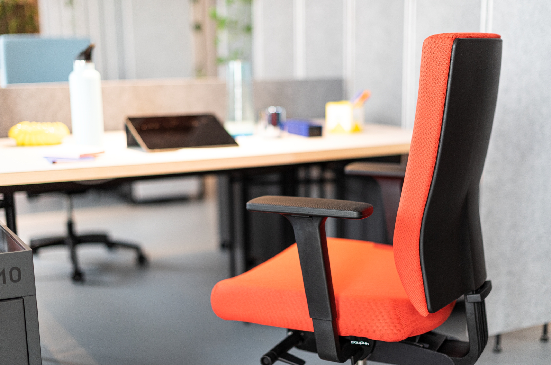 Office chair @Just evo: configure ergonomic swivel chair