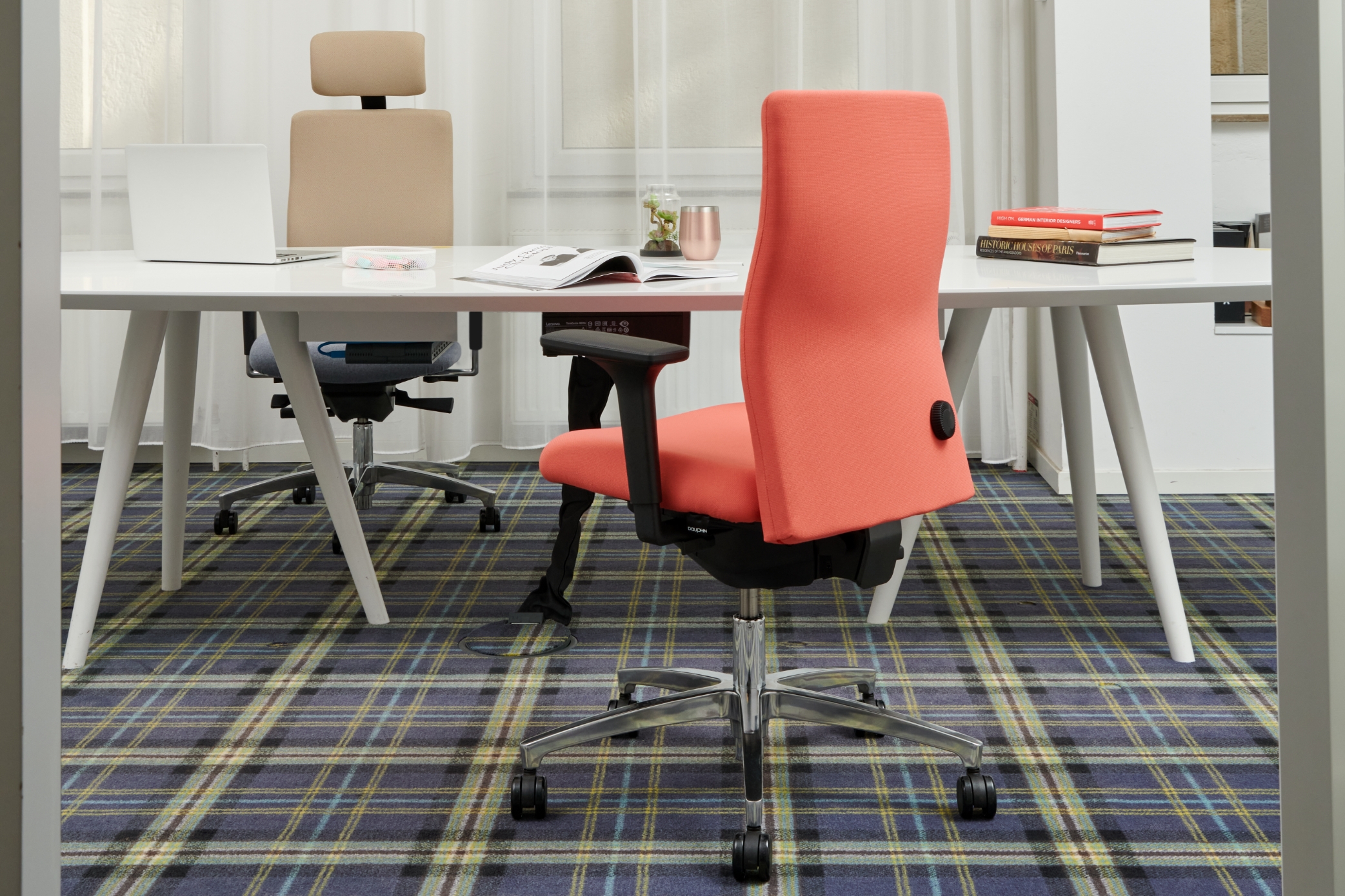 Shape office chair: Configure an ergonomic office chair